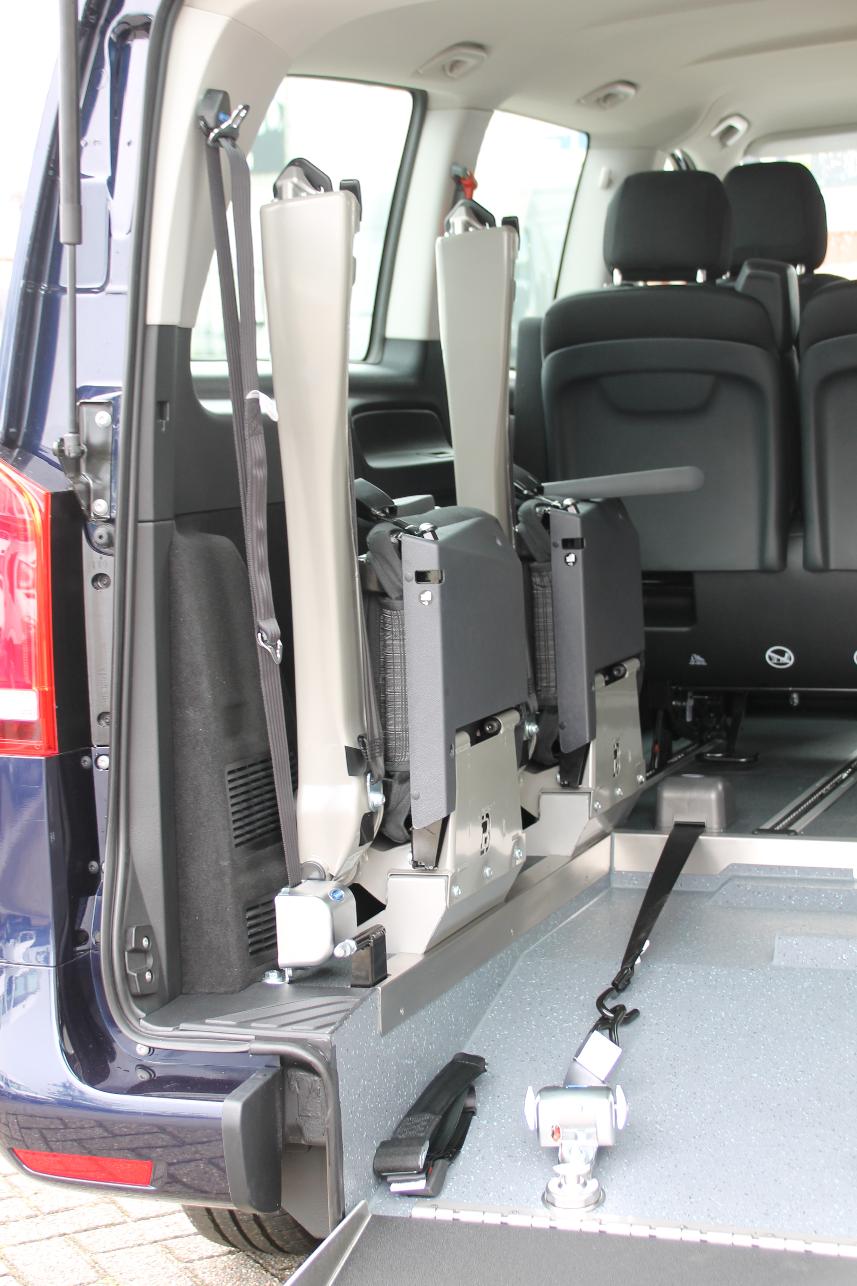 Mercedes-Benz Vito Tourer L3 | | Furgoneta adaptada minusvalidos